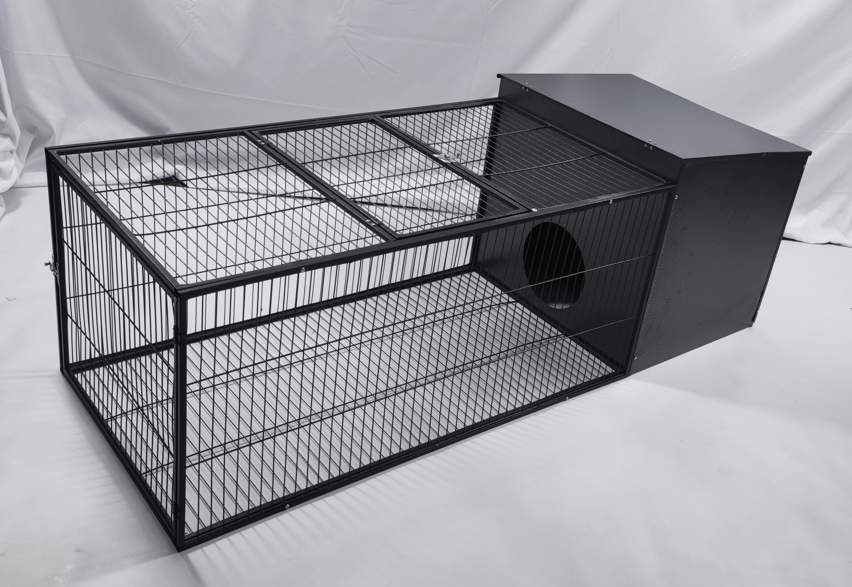 Metal Cage Hutch Large New Design – Metal and Resin